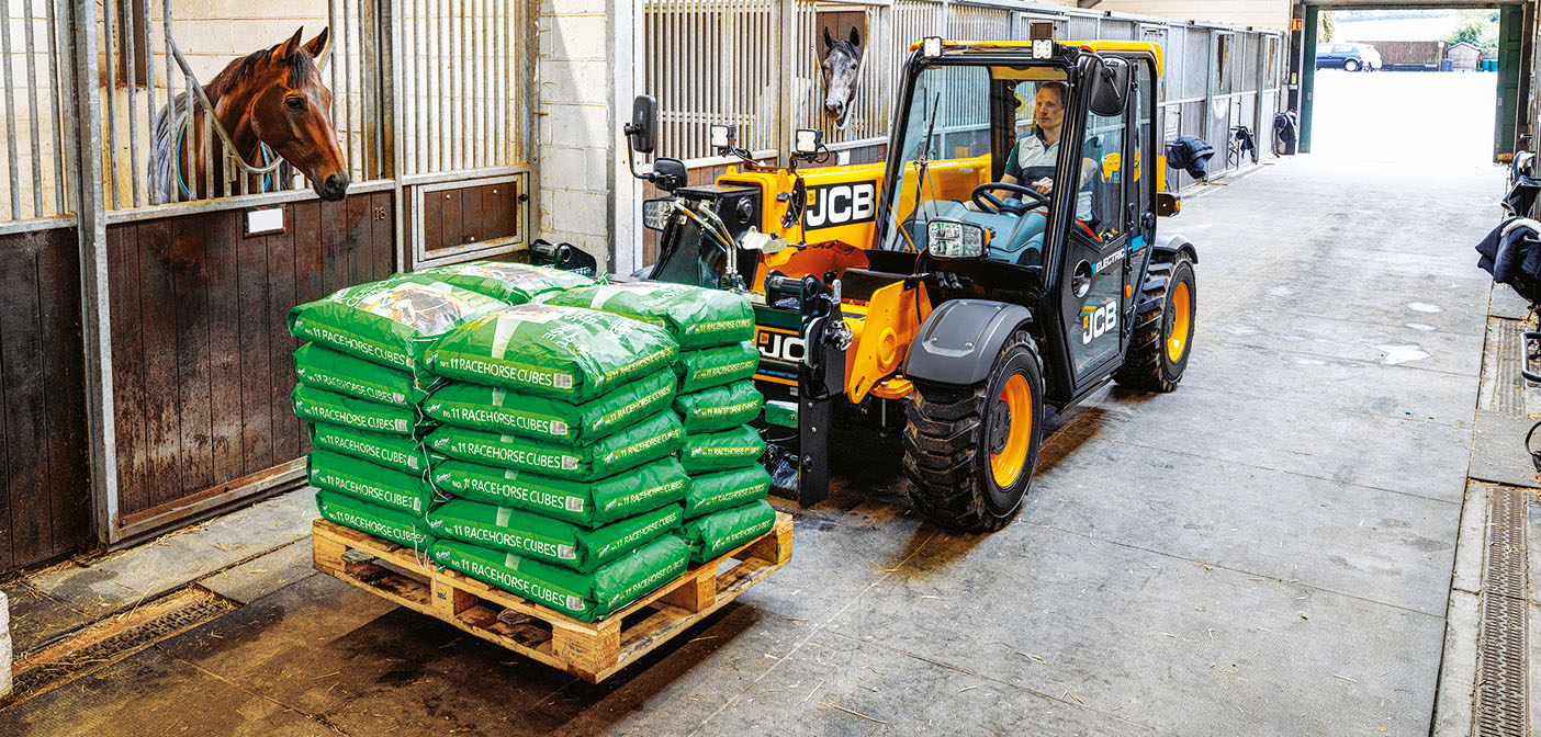 Zero emissions - JCB's launches first ever electric Loadall | Farm ...