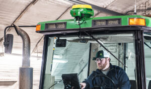 New John Deere G5 Display Family & JDLink M Modem | Farm Automation Today