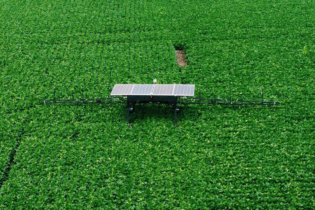 Herbicide reducing farm robots to be produced in US state of Indiana ...
